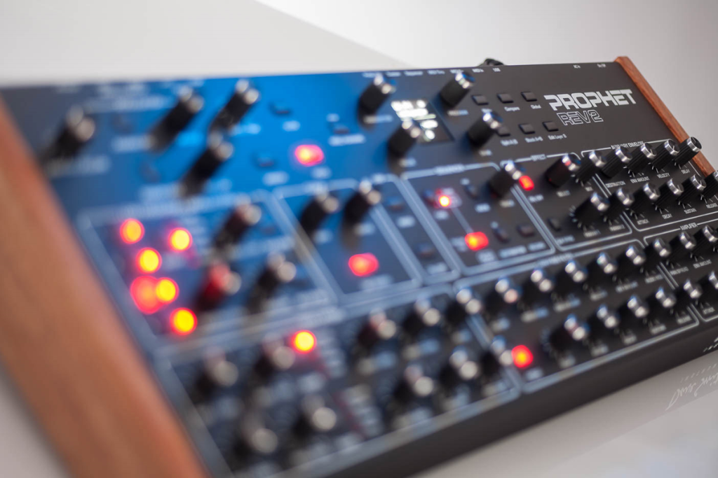 Sequential Prophet Rev2 16 Desktop Module – Artist Systems